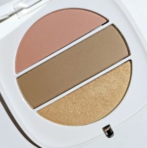 Marc Jacobs | Makeup | Marc Jacobs Omega X Three Omega Powder ...